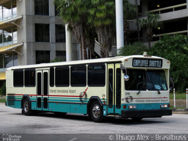 Orlando International Airport 219 em Orlando por Thiago Alex - ID ...